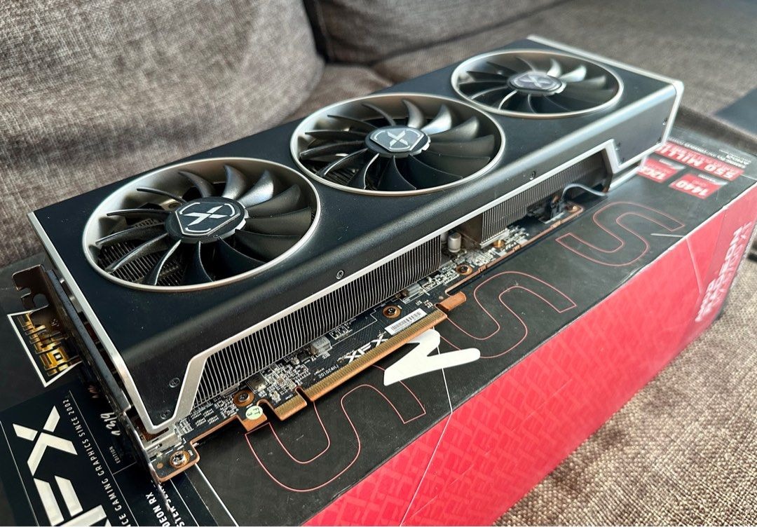 XFX RX6700XT 12GB GDDR6 AMD Radeon GPU, Computers & Tech, Parts ...