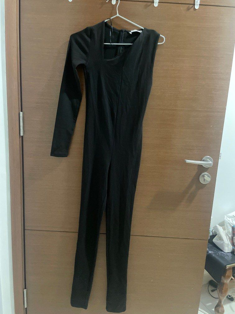 Zara toga style black jumpsuit, Women's Fashion, Dresses & Sets, Jumpsuits on Carousell