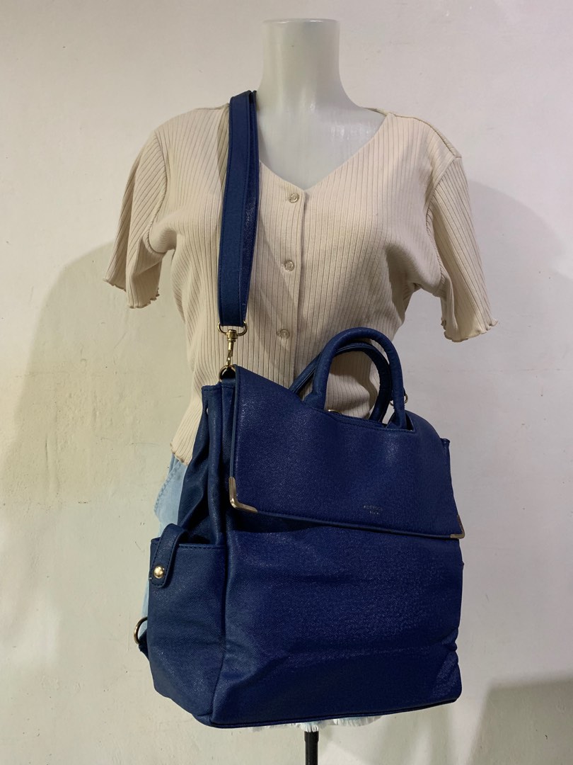 4 way Altrose No.9 Bag, Women's Fashion, Bags & Wallets, Backpacks on Carousell