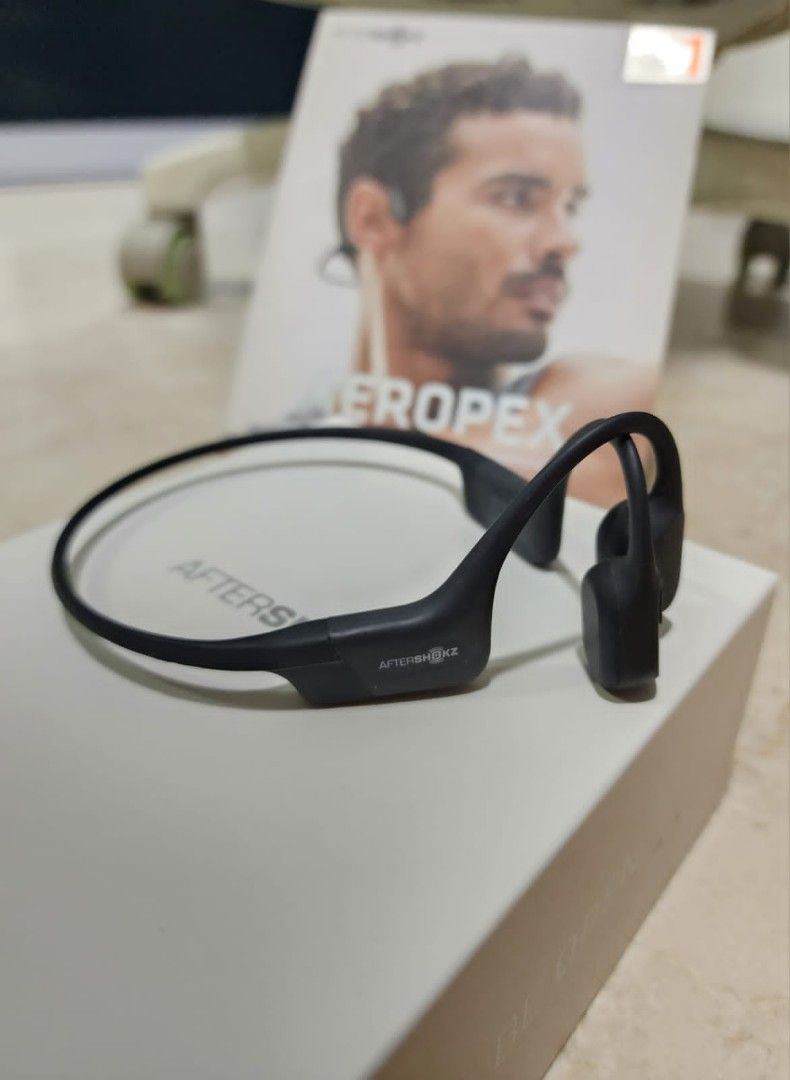 Aftershokz AS800 Aeropex Open-Ear Wireless Waterproof Bone Conduction Headphone, Audio ...
