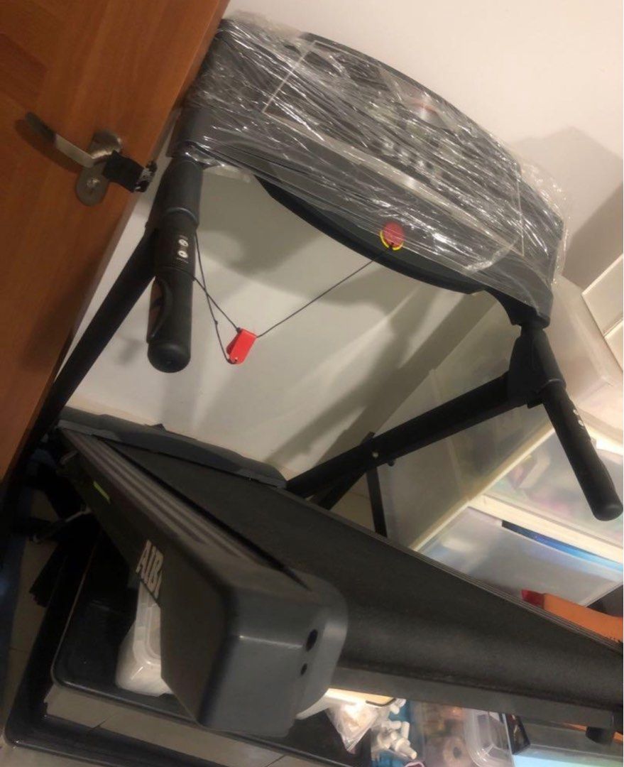 AIBI Full Size Track mill, Sports Equipment, Exercise & Fitness, Cardio ...