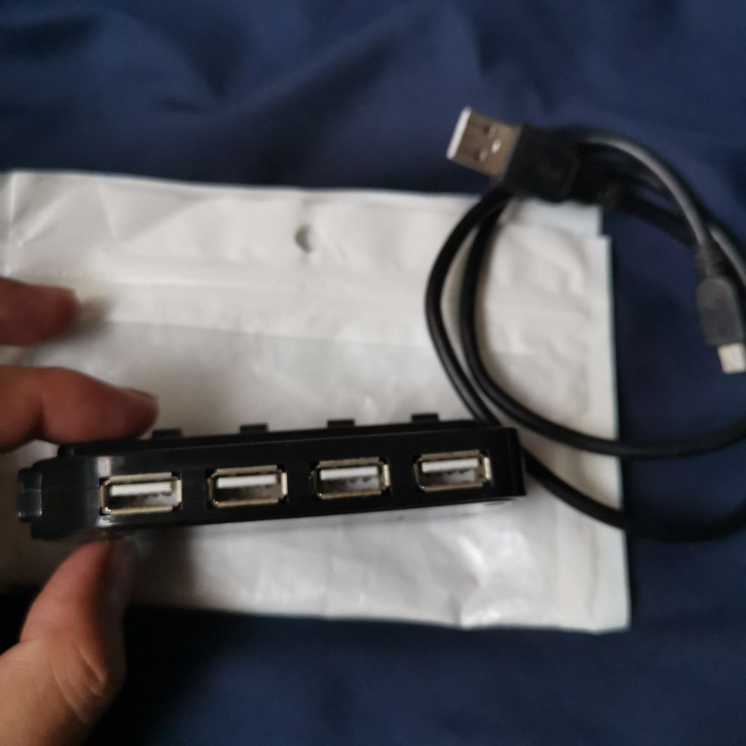 AllTEQ USB A male to 4 USB A female (4 port USB 2.0 hub) square and ...