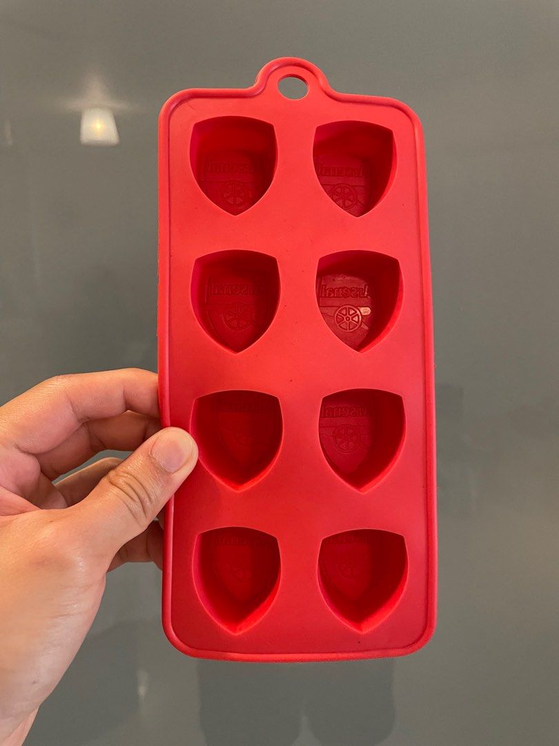 Arsenal Ice Cube Tray, Furniture & Home Living, Kitchenware & Tableware ...