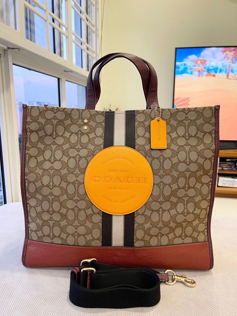 Authentic coach signature Jacquard Dempsey tote, Women's Fashion, Bags ...