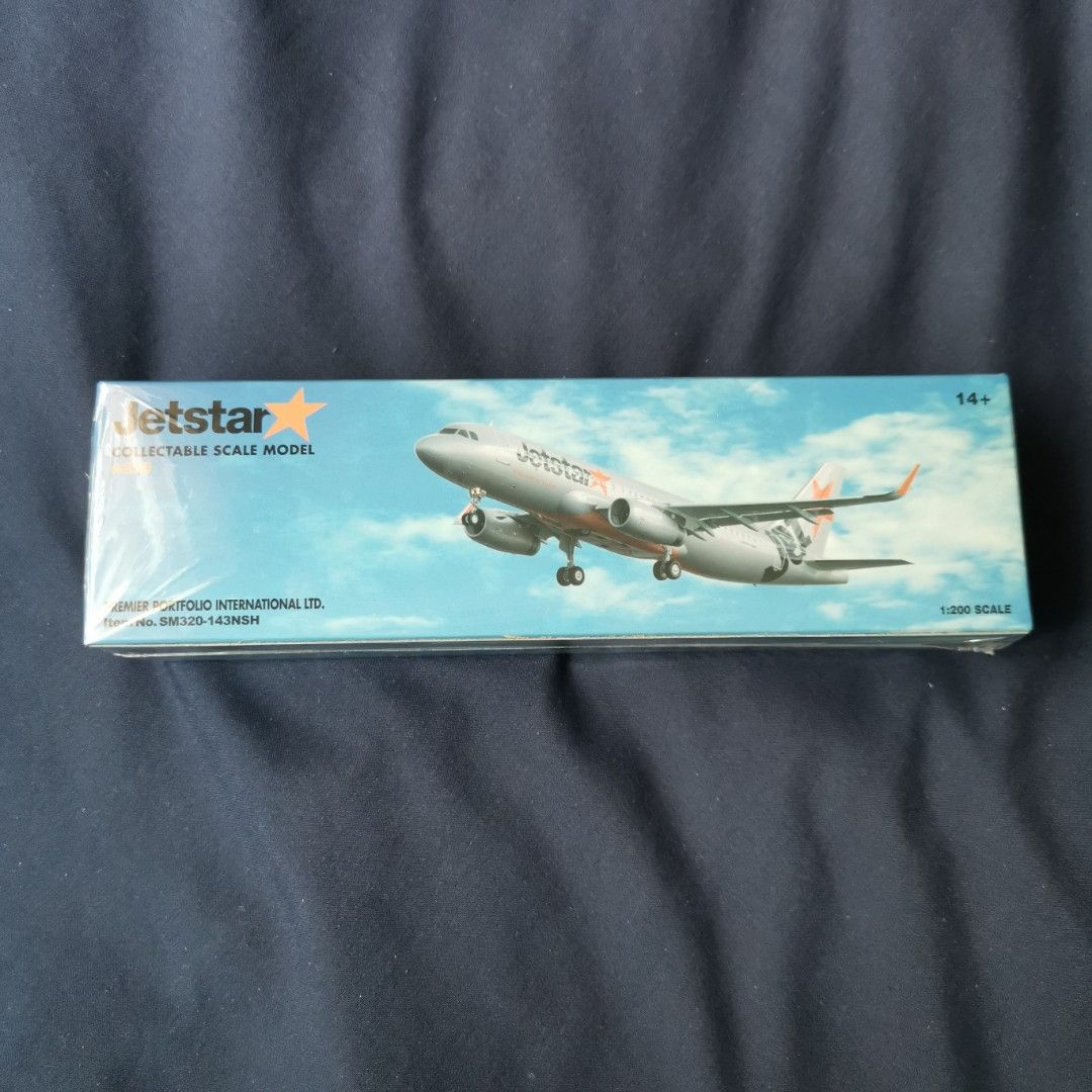 Authentic Jetstar A320 scale model (1 : 200) #MRTPunggol, Hobbies ...