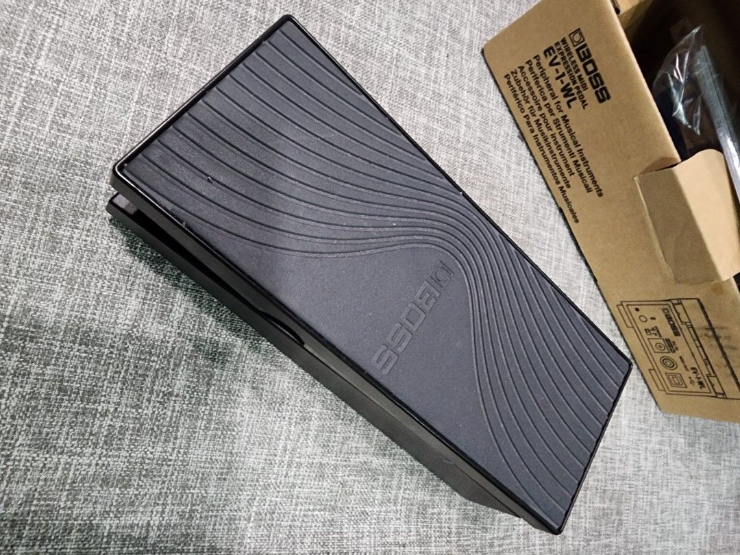 Boss EV 1 WL, Hobbies & Toys, Music & Media, Musical Instruments on Carousell