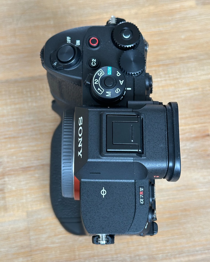 Brand New Sony A7RM5 / A7R5 / A7RV (very low shutter count, used 1-2 ...