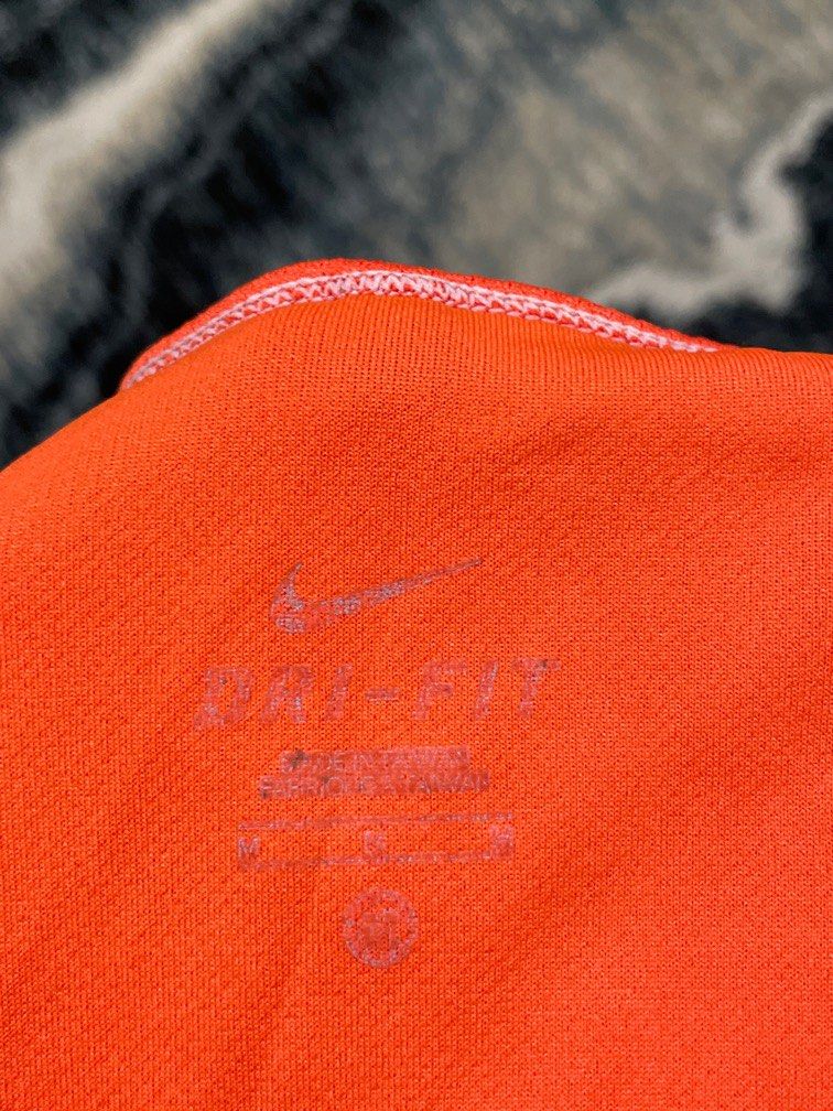 Bright Orange Sando for Men Nike, Men's Fashion, Activewear on Carousell