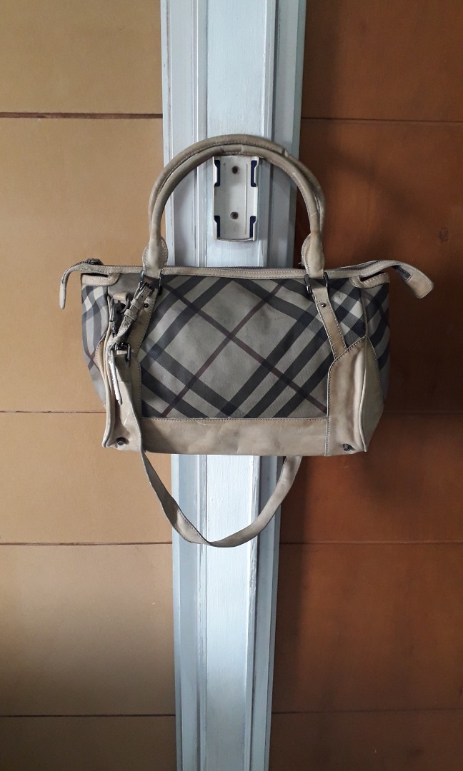 burberry authentic kulit, Barang Mewah, Tas & Dompet di Carousell