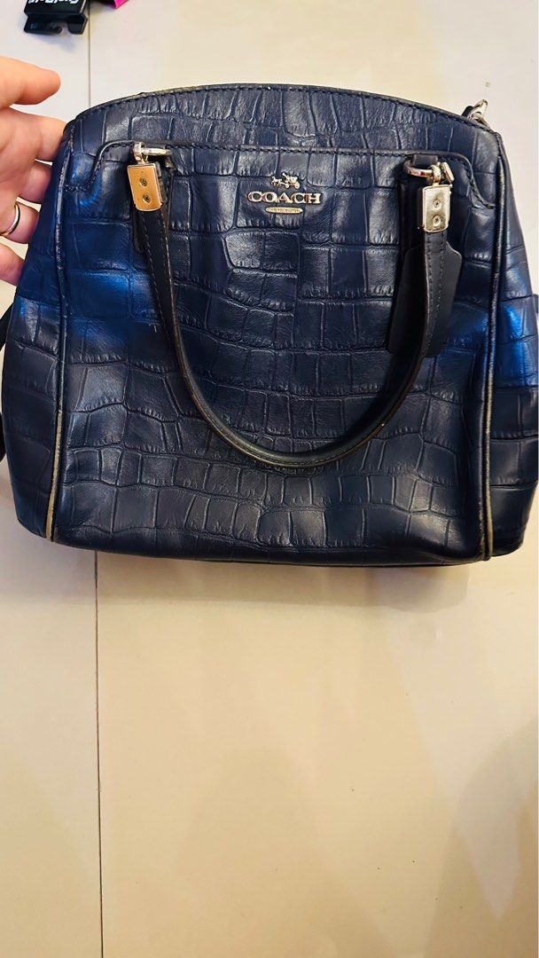 Coach crocodile bag leather navy, Fesyen Wanita, Tas & Dompet di Carousell