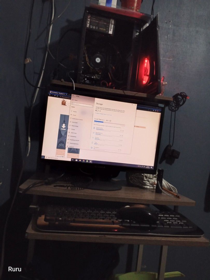 Computer Desktop Set with Computer Table, Computers & Tech, Desktops on Carousell