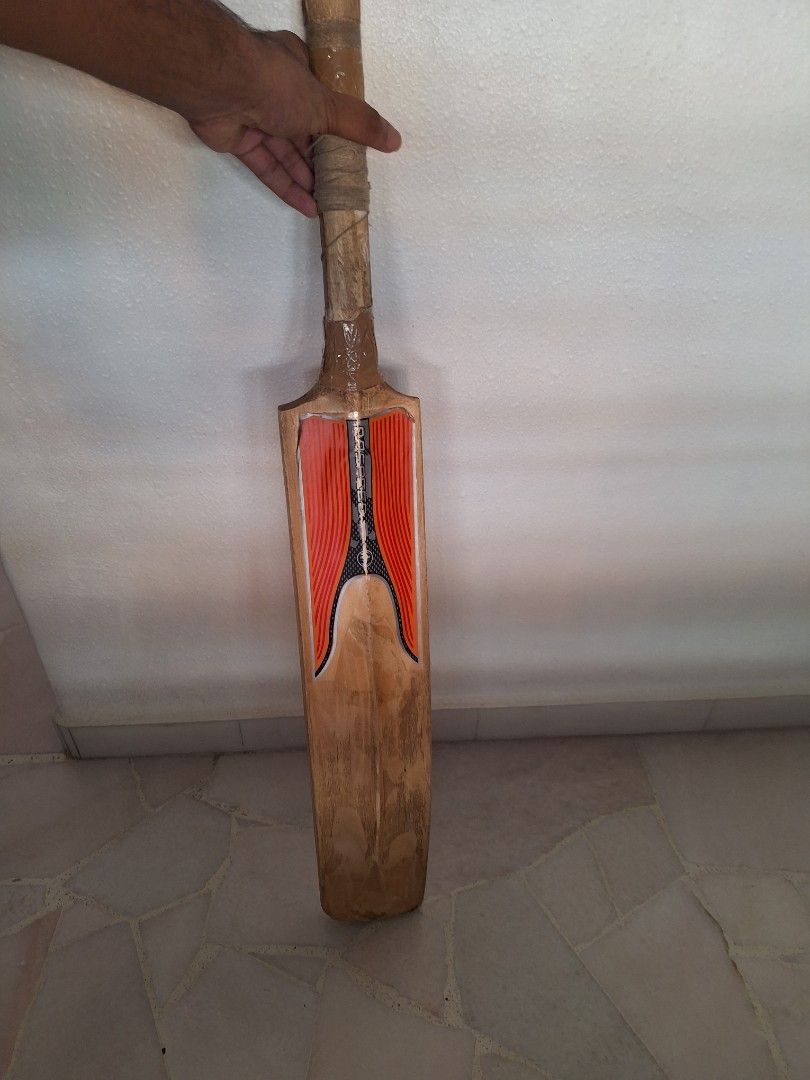 Cricket Bat, Sports Equipment, Sports & Games, Racket & Ball Sports on ...