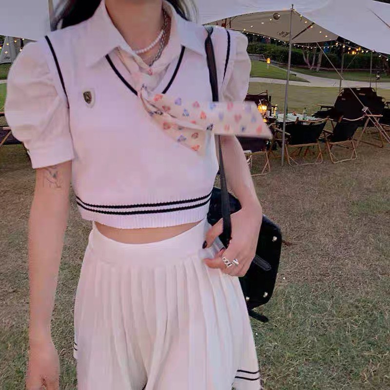 Cropped knit vest, school uniform JK style, Women's Fashion, Tops ...