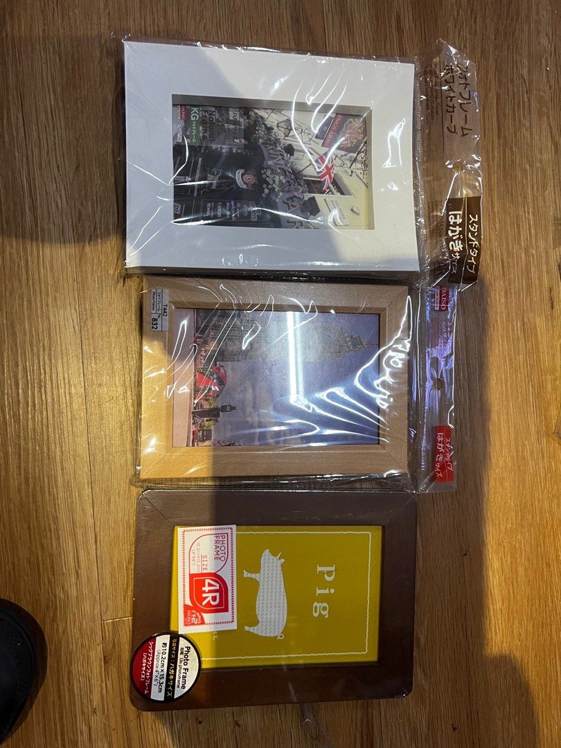 Daiso 4R Photo frames, Furniture & Home Living, Home Decor, Frames ...