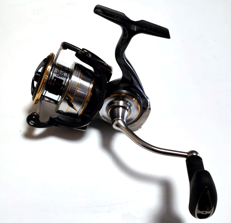 Daiwa 20 Luvias LT 4000 - CXH (Made in Japan model) Spinning Reel, Sports Equipment, Fishing on ...