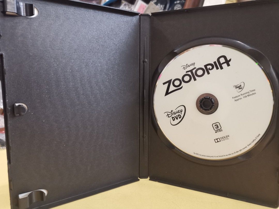 (DVD) ZOOTOPIA, Hobbies & Toys, Music & Media, CDs & DVDs on Carousell