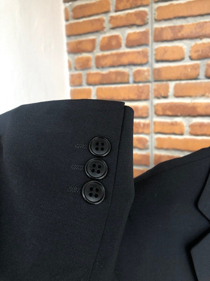 Farago International Jas Pria, Fesyen Pria, Pakaian , Atasan di Carousell