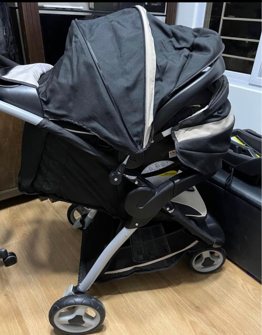 Graco Stroller, Playpen/crib and infant Car seat set, Babies & Kids ...