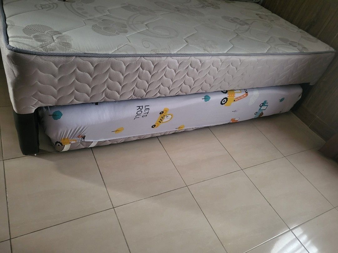 GUHDO Springbed sorong atas bawah, Perabotan Rumah di Carousell