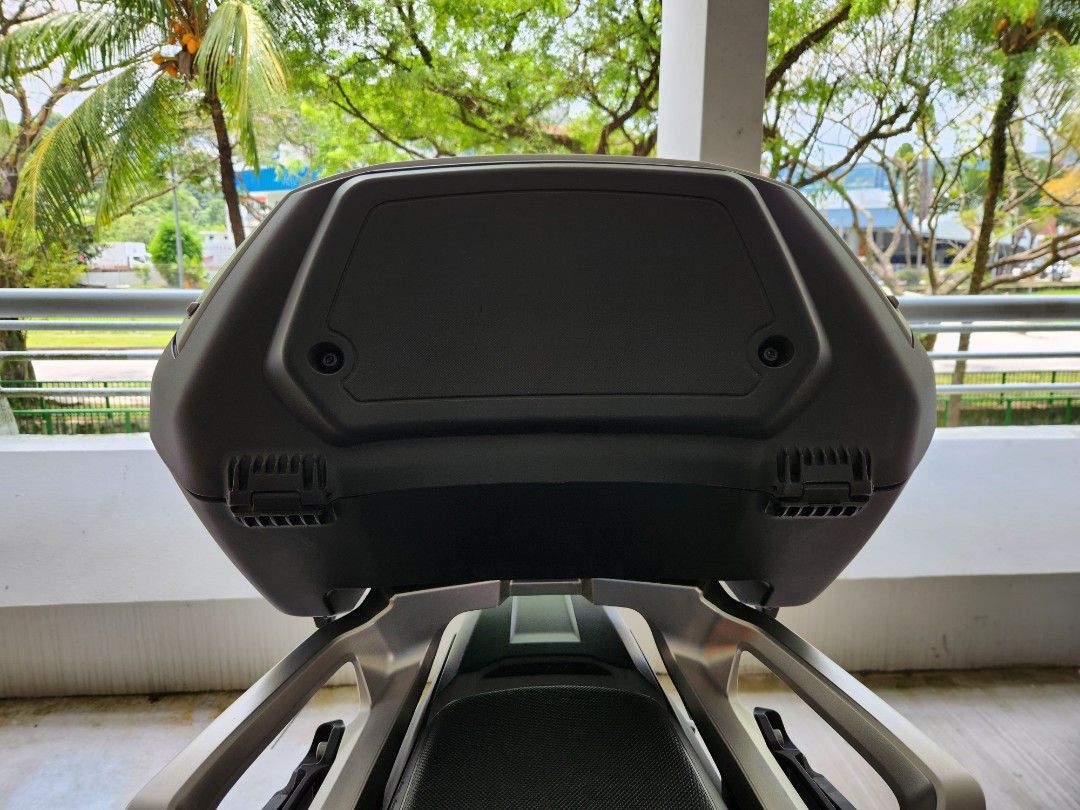 Honda NC750X Original OEM Top Box 50L, Motorcycles, Motorcycle ...