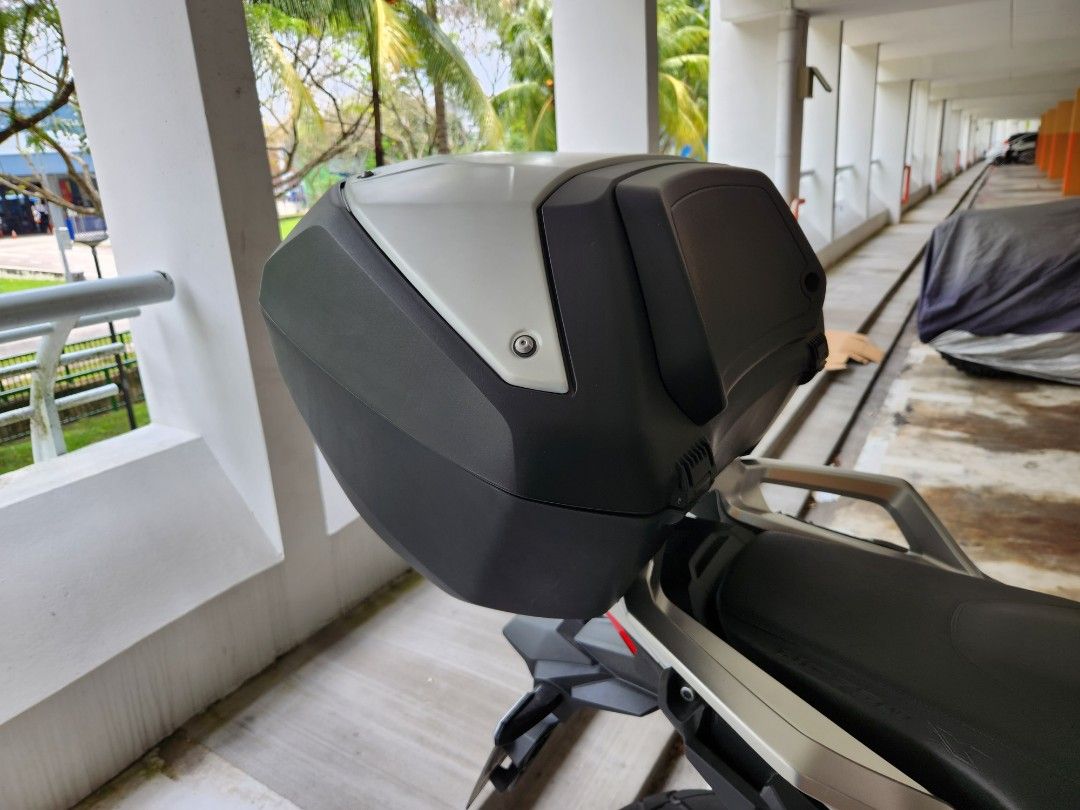 Honda NC750X Original OEM Top Box 50L, Motorcycles, Motorcycle ...