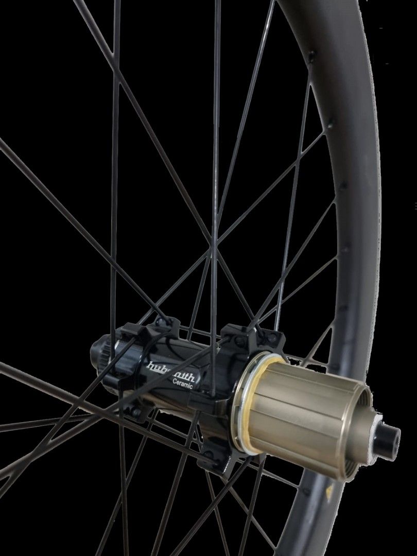 Hubsmith Ceramic 451 Carbon Wheelset, Sports Equipment, Bicycles ...