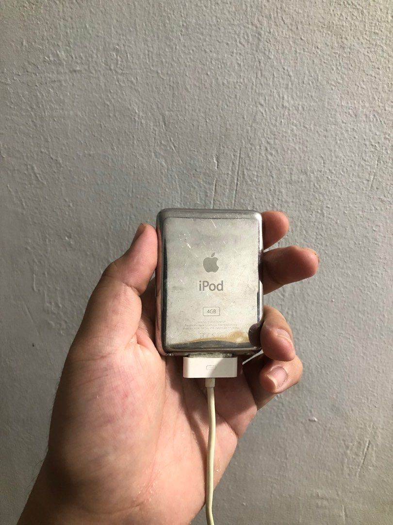 Ipod nano 3rd gen 4gb, Audio, Portable Music Players on Carousell