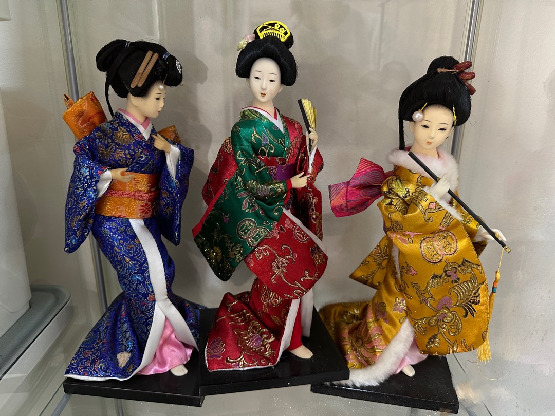 Japanese Geisha Dolls, Hobbies & Toys, Toys & Games on Carousell