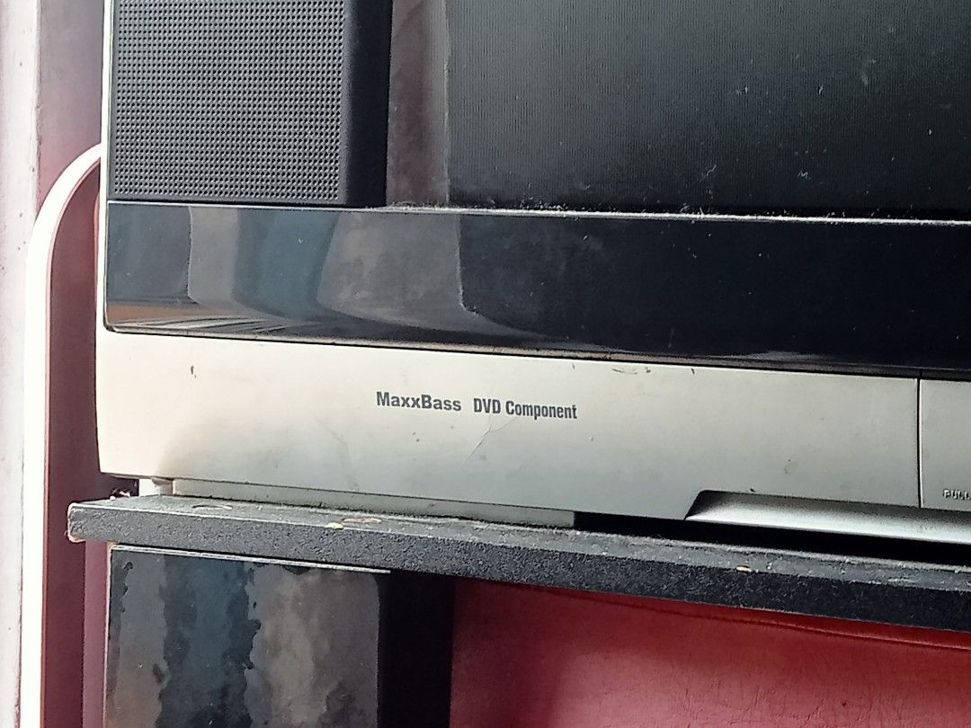 JVC MUSEE 32inch flat screen with JVC tv rack, TV & Home Appliances, TV ...