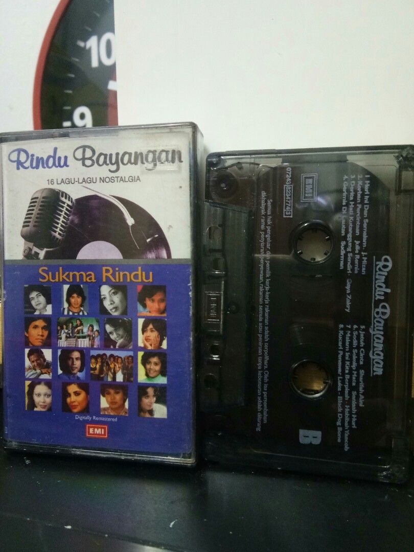 Kaset 16 lagu nostalgia, Hobbies & Toys, Music & Media, CDs & DVDs on Carousell
