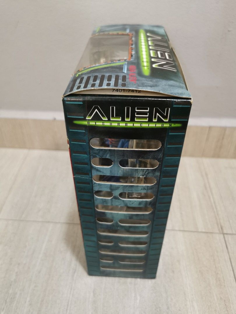 Kenner alien resurrection Aqua Alien, Hobbies & Toys, Toys & Games on ...