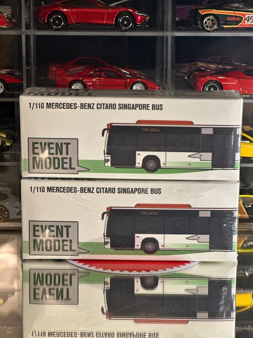 Masterpiece collectibles. 46 SG Double decker bus, Event model MercBenz ...