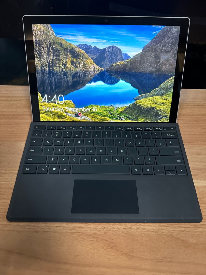 Microsoft Surface Pro 7+ | Intel Core i5-1135G7/8GB Ram/512GB SSD | Windows 11 Pro | Under ...