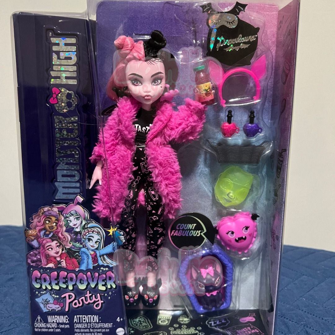 monster high creepover party series draculaura, Hobbies & Toys, Toys ...