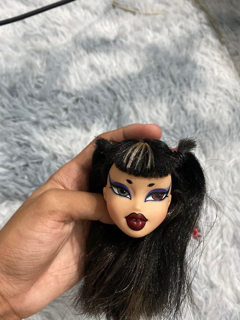 Mowalola jade bratz bundle (see description), Hobbies & Toys, Toys ...