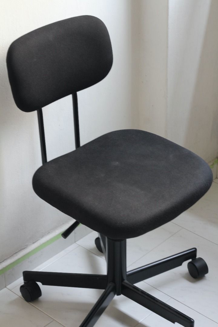 Authentic MUJI Black Minimalist Office / Working Chair, Furniture ...