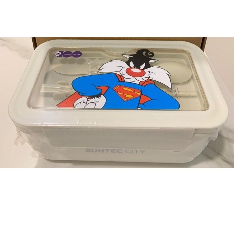 New WB100 Looney Tunes Warner Brothers 100 anniversary Suntec City ...