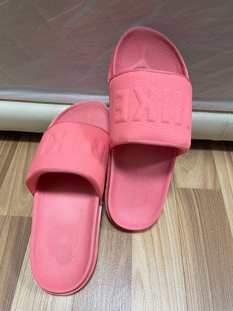 Nike slippers sliders, Women's Fashion, Footwear, Flipflops and Slides ...