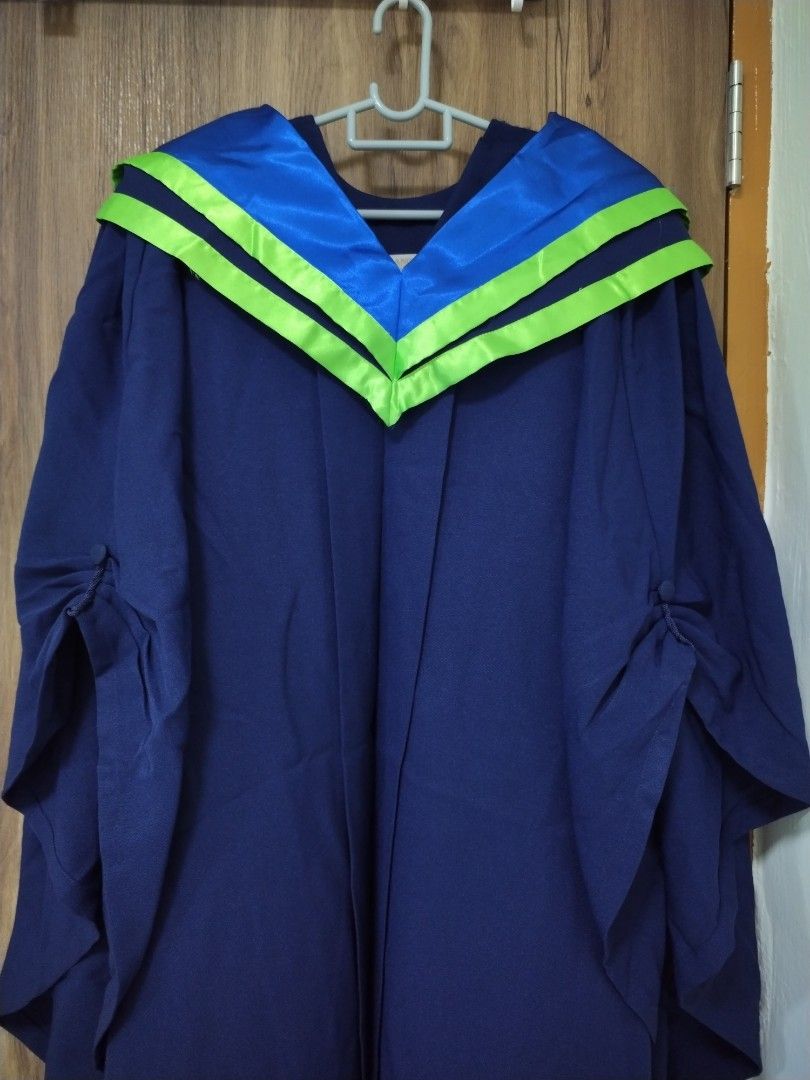 NTU Science Graduation Gown with Mortar Board, Women's Fashion, Coats ...