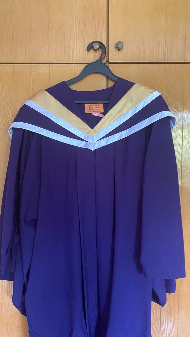 NUS Engineering Graduation Gown, Men's Fashion, Coats, Jackets and ...