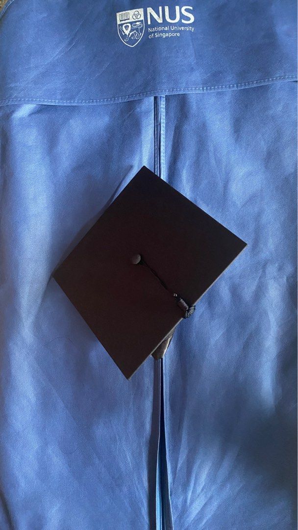 NUS Engineering Graduation Gown, Men's Fashion, Coats, Jackets and ...