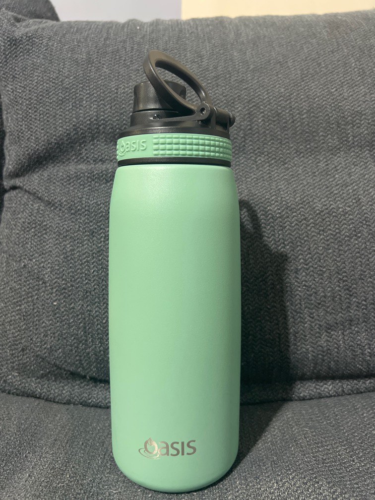 OASIS Tumblr bottle, Furniture & Home Living, Kitchenware & Tableware ...