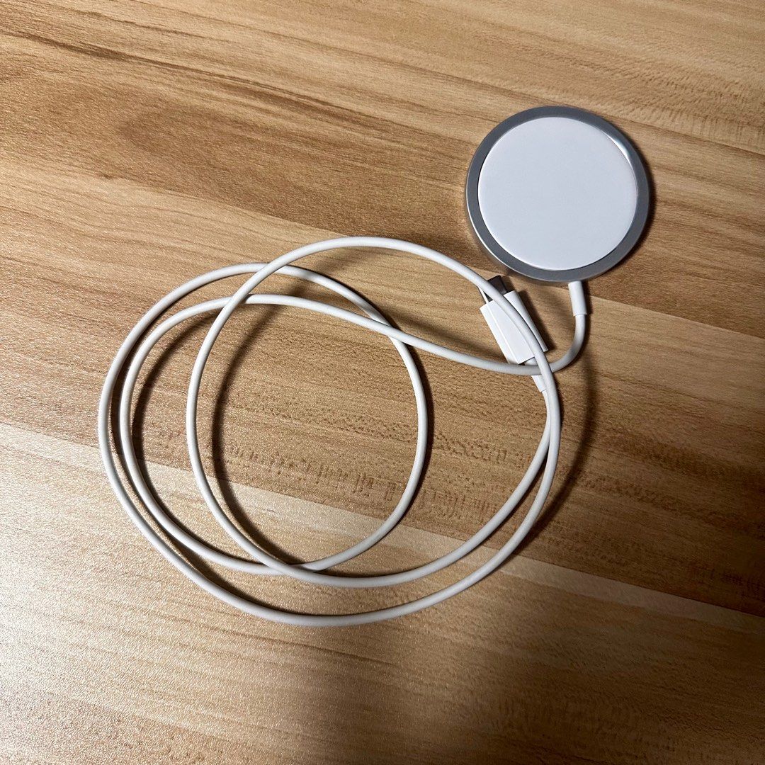 ORIGINAL MagSafe Charger, Mobile Phones & Gadgets, Mobile & Gadget ...