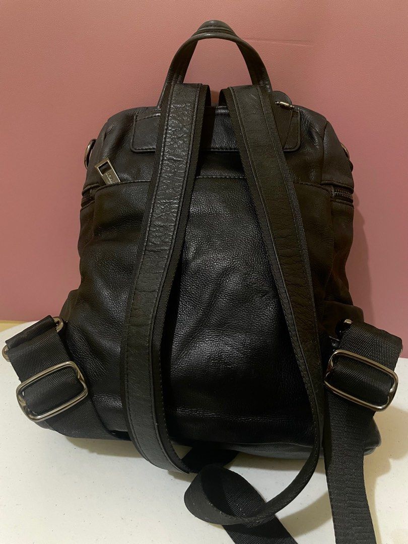 Ousimen Genuine Leather Backpack, Women's Fashion, Bags & Wallets ...