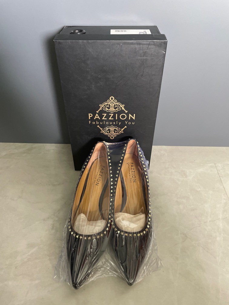 Pazzion low heel, Women's Fashion, Footwear, Heels on Carousell