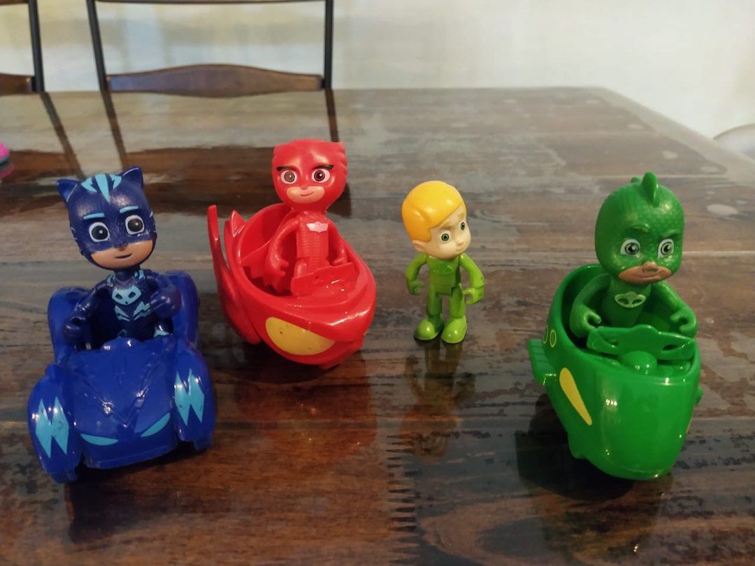 Pj max figurine toy, Hobbies & Toys, Toys & Games on Carousell