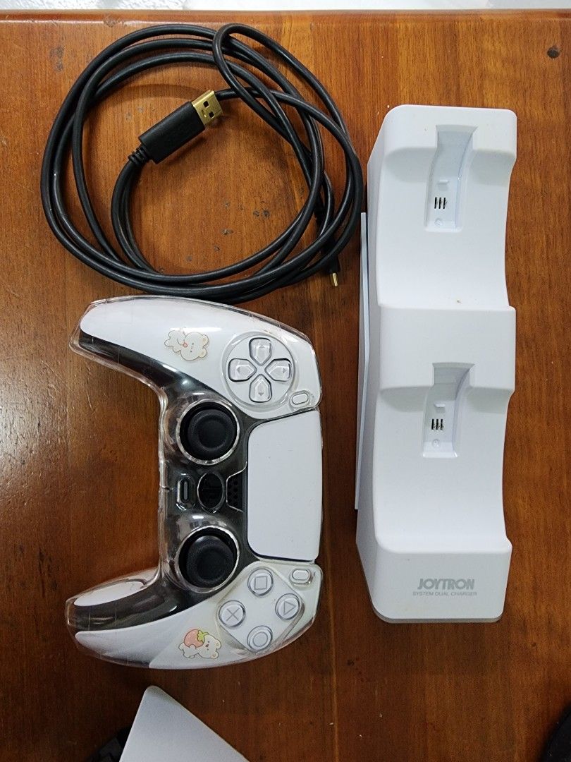 PS5 Disc version with full accessories. And 3 free game CDs., Video ...