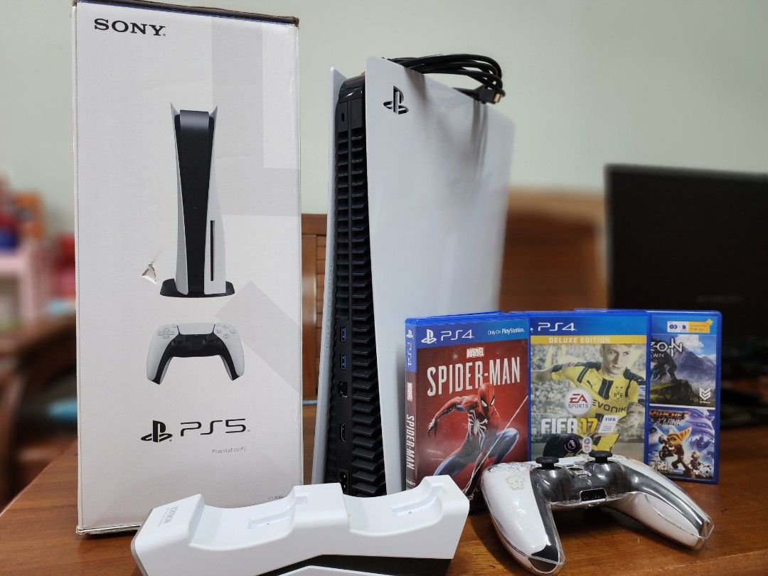 PS5 Disc version with full accessories. And 3 free game CDs., Video ...