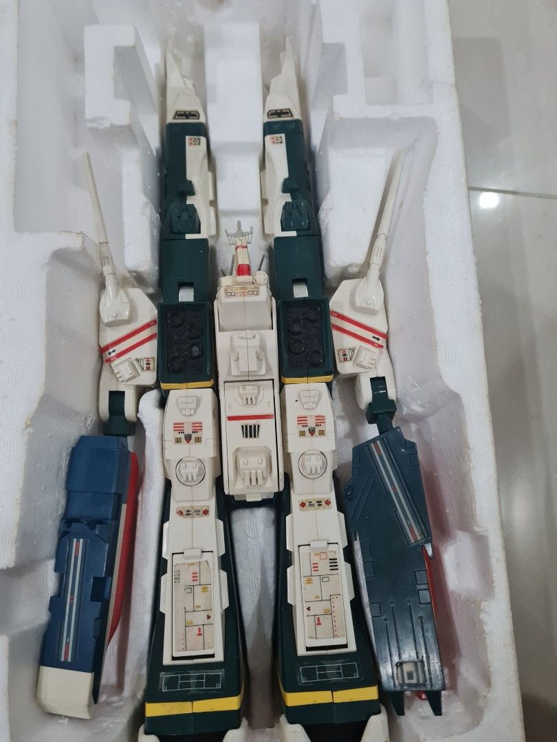 Vintage Robotech matchbox sdf-1, Hobbies & Toys, Toys & Games on Carousell
