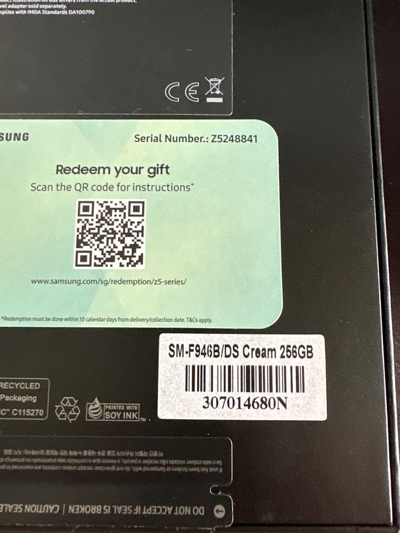 Samsung Galaxy Z Fold 5 - 256G, Mobile Phones & Gadgets, Wearables & Smart Watches on Carousell